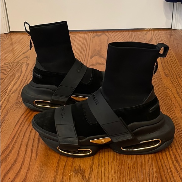 Balmain | Shoes | Mens Bbold Metallic Cutout Fashion Sneakers | Poshmark